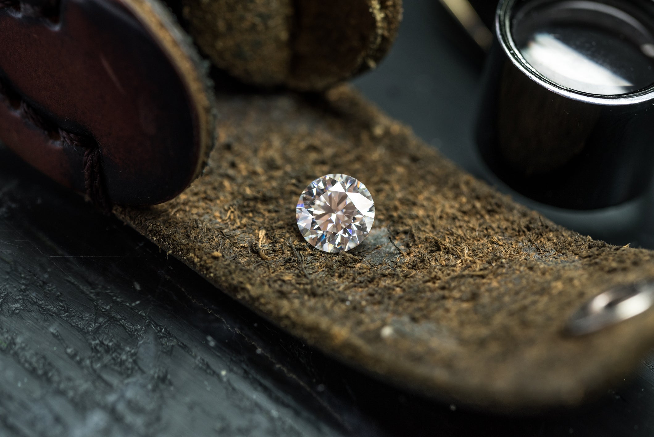 VVS Diamonds vs. VS Diamonds: A Clarity Comparison by RYIA Munich